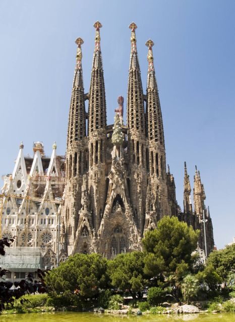Barcelona: Private Sagrada Familia and Park Guell Tour - Who Will Benefit Most?