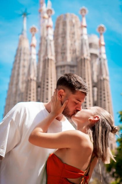 Barcelona: Professional Private Photoshoot - Who Will Love This Experience?