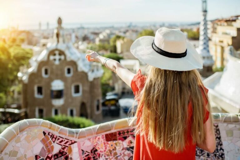 Barcelona: Sagrada Familia, Park Guell & Tapas Private Tour - Transport and Practicalities