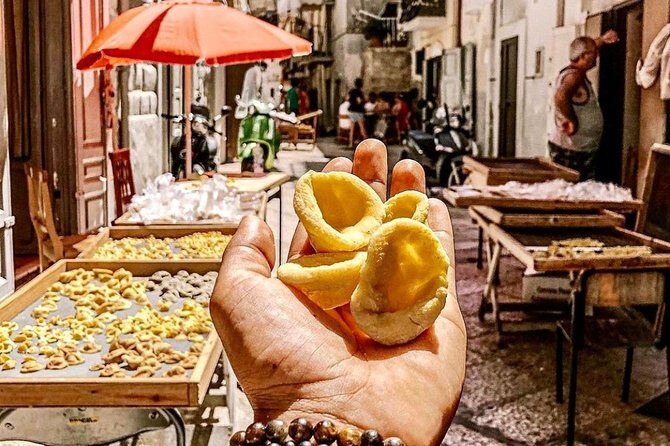Bari: Guided Tour of the Old Town with Street Food - The Experience in Practice: What Youll Get