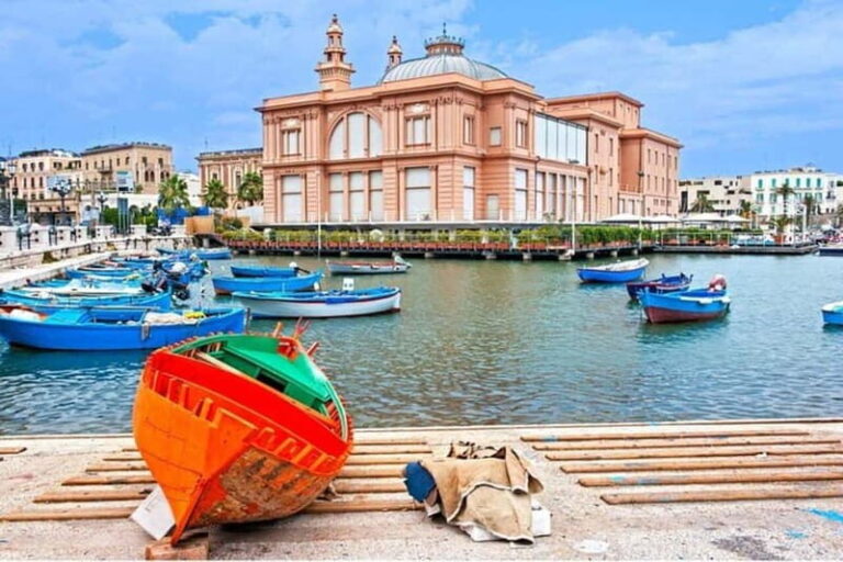 Bari : Must-see attractions Walking Tour - A Closer Look at the Itinerary