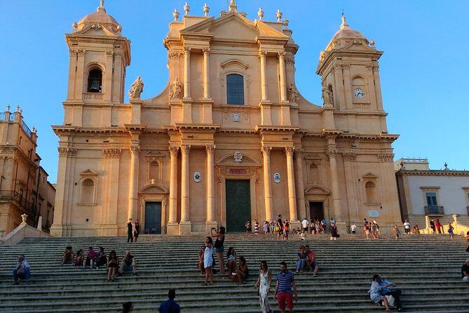 Baroque Noto private walking tour - The Sum Up
