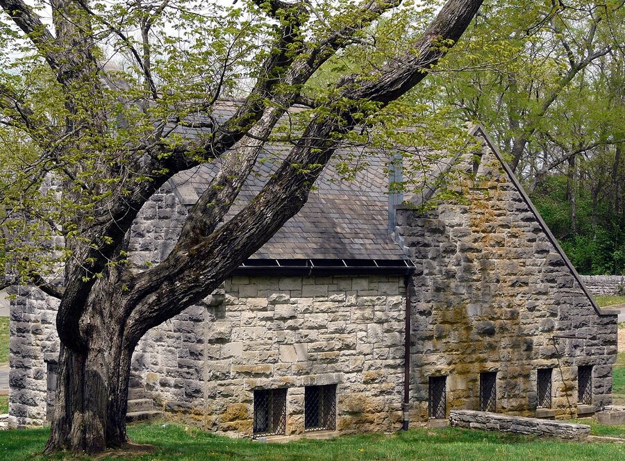 Belle Meade carriage house outbuilding