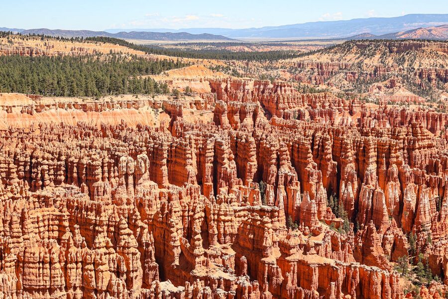 Iconic red rock hoodoos in Bryce Canyon National Park