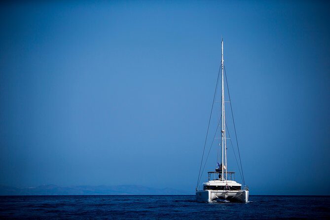 Beautiful Day Catamaran Caldera Cruise incl. Meal & Drinks - The Perfect Introduction to Santorini’s Coastline