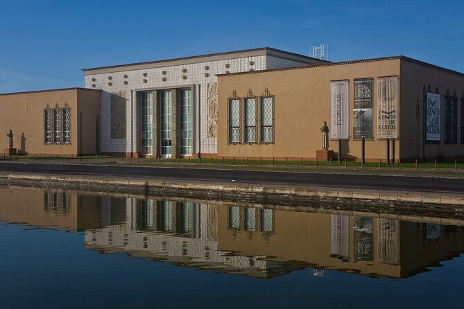 Belém District and the Salazar Dictatorship Legacy - Private Walking Tour - From the Reviews