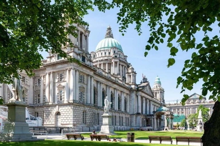 Belfast : Sightseeing Private Custom Tour with a Local Guide - Who Will Love This Tour