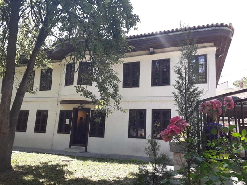 Belgrade: Guided Walking Tour - Practical Details & Experience Facts