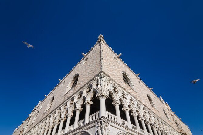 Bell Tower Priority Entry & Rialto Bridge Walking Tour of Venice - Who Should Book This Tour?