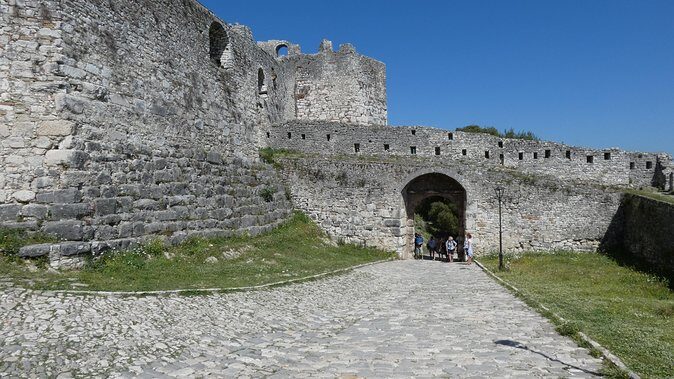 Berat Cultural Tour by 1001 Albanian Adventures - Exploring Berat: What to Expect