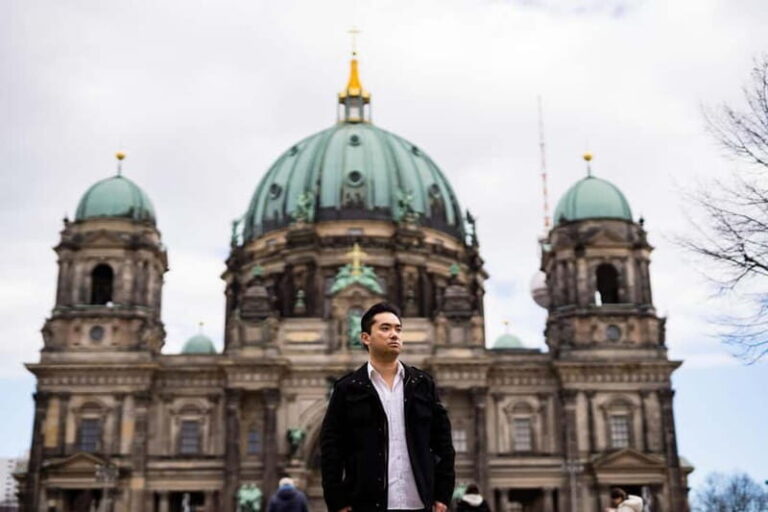 Berlin: Early Morning Private Photoshoot to avoid the Crowd - The Breakdown of the Itinerary