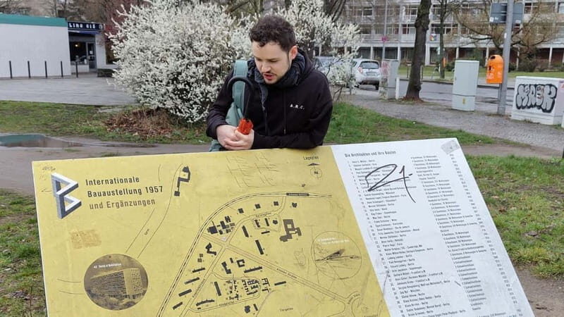 Berlin: Hansaviertel Modernist Architecture Tour - Authentic Stories and Insights