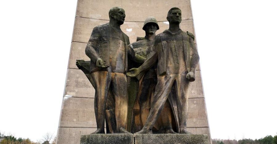 Berlin: Private Van Tour to Sachsenhausen Concentration Camp - The Sachsenhausen Memorial: Whats Included?