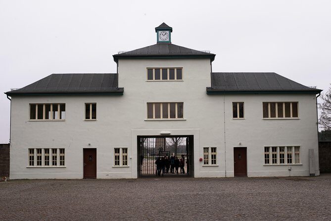 Berlin & Sachsenhausen Concentration Camp Tour from Warnemünde and Rostock Port - Is This Tour Right for You?