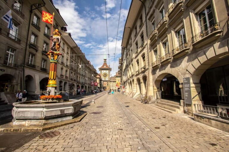 Bern: Private Express Walk with a Local in 60 minutes - What’s Included and What’s Not