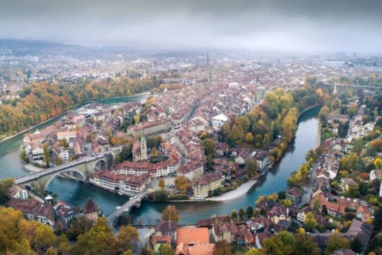 Bern: Private Walking Tour with a Local Guide (Private tour) - Why Choose a Private Guided Tour of Bern?