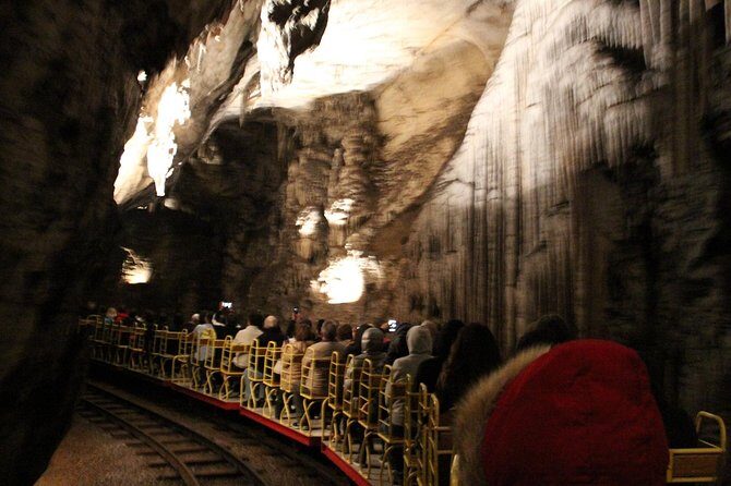 Best of Slovenia: Bled, Postojna, Ljubljana Day Tour from Zagreb - Bled and Lake Bled: The Iconic View