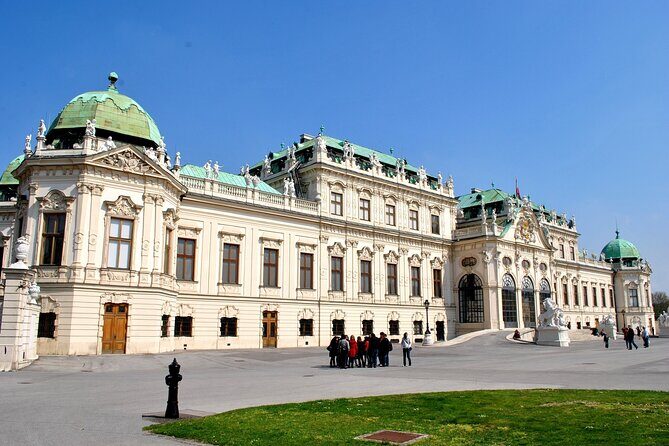 Best of Vienna 1-Day Tour by Car with Schonbrunn Tickets - Who Should Book This Tour?