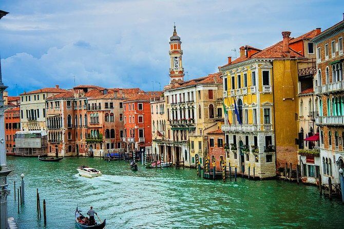 Best Venice Personalized Private Walking Tour with Official Guide - Why Choose This Private Tour?