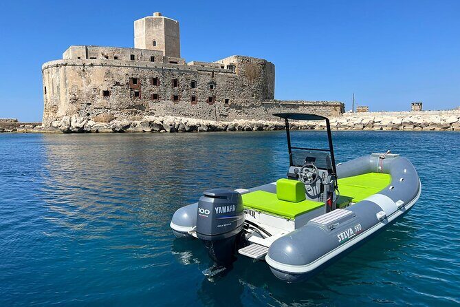 Boat excursion to the island of Favignana - Exploring Favignana Town