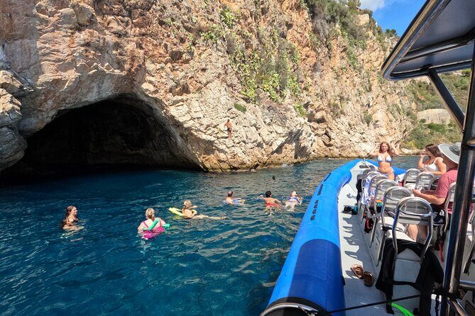 Boat tour guided from Nice to Monaco with snorkeling - The Small-Group Advantage and Practical Details