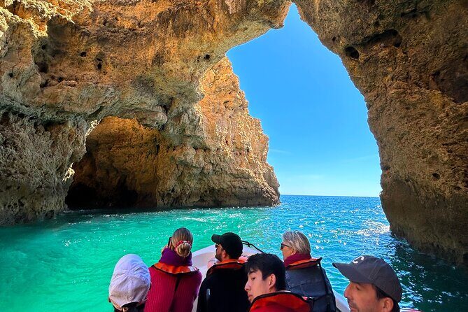 Boat tour through the wonderful caves of Ponta da Piedade - Practical Details and Tips