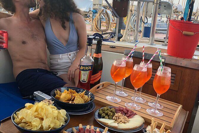 Boat Tour with Drink and Picoteo, Barcelona - Practical Details and What You Can Expect