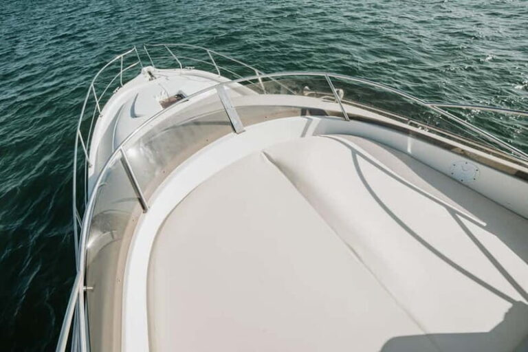 Boat trip and swimming in the sea - The scenery and water activities