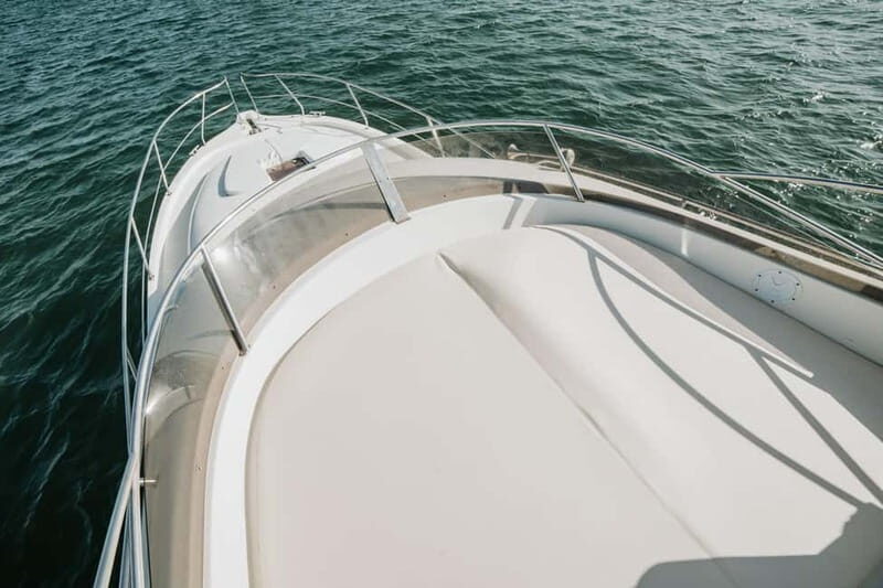 Boat trip and swimming in the sea - The scenery and water activities