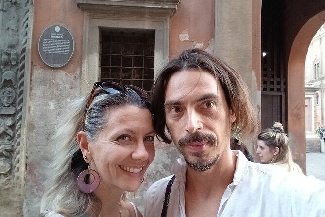 Bologna Murder Mystery: Self-Guided City Quest - FAQs