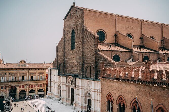 Bologna Small Group Walking Tour with Archiginnasio - A Closer Look at the Itinerary