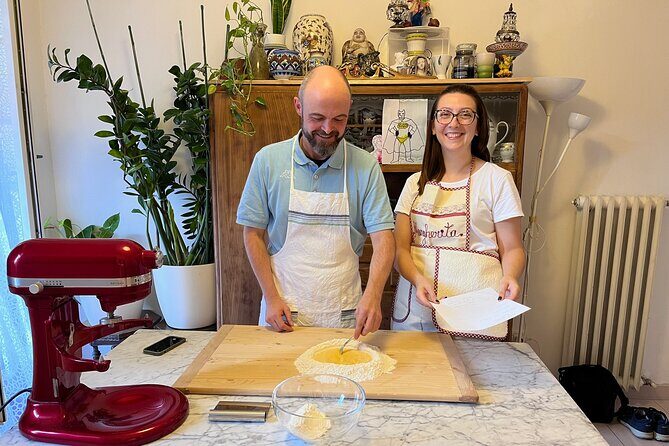 Bolognese Cooking Class with Margherita in the Historic Center - What to Expect During the Class