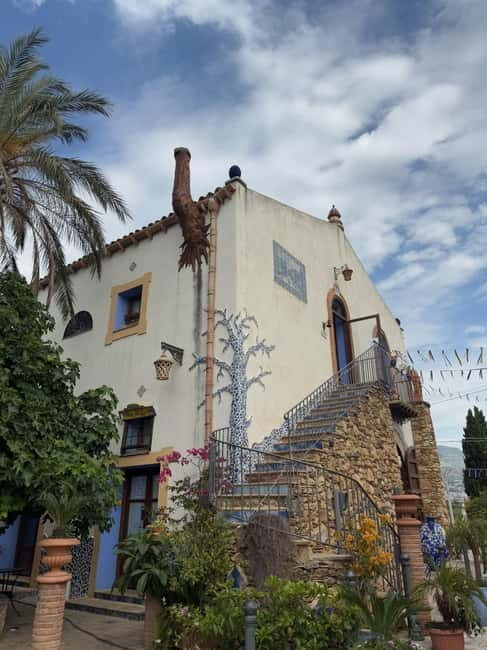 Borgo Parrini Gaudí-style: a walking tour in a colorful art village - What Makes This Tour Stand Out?