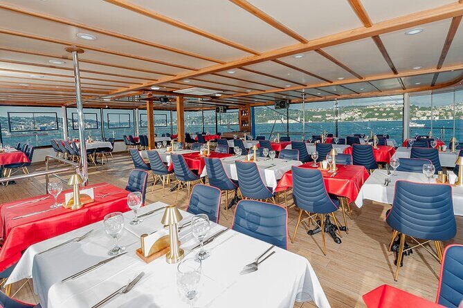 Bosphorus Dinner Cruise & Show with Private Table - An In-Depth Look at the Experience