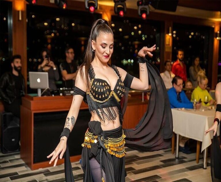 Bosphorus Dinner Cruise Tour with Private Table - An In-Depth Look at the Experience