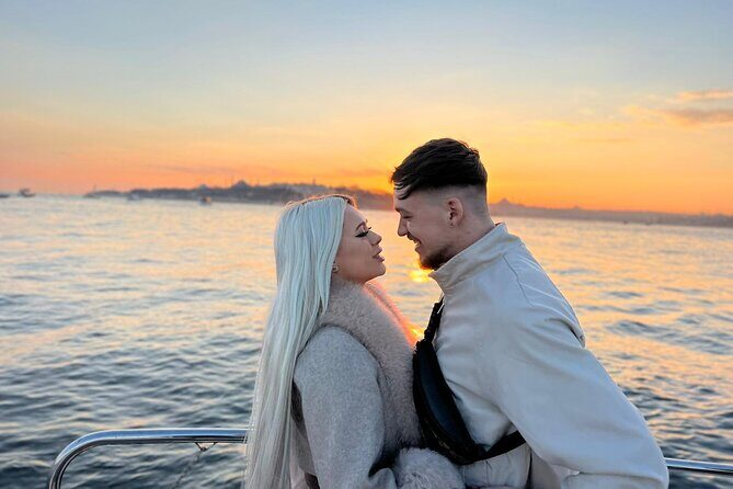 Bosphorus Sunset Cruise with Live Guide on Luxury Yacht - Who Is This Tour Best For?
