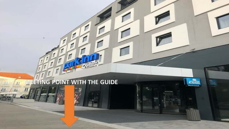 Bratislava: Guided Walking Tour with Castle Entry Ticket - Practical Details and Considerations