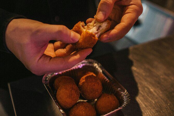 Bruges Food Tour with Full Meal & Drinks by Do Eat Better - What Makes This Tour Stand Out?