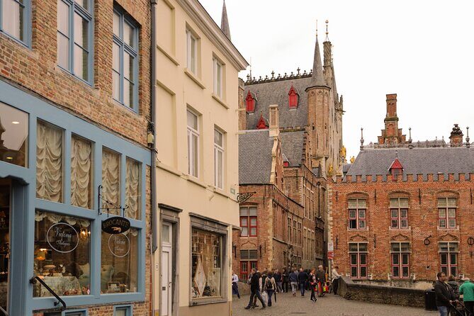 Bruges Guided Day Trip with Canal Cruise Option and Hotel Pickup - Potential Drawbacks and Considerations