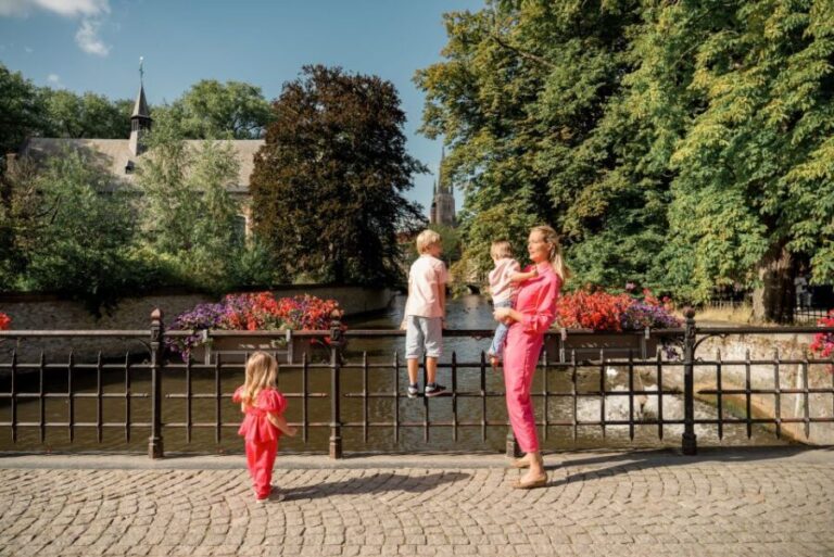 Bruges : Your private 30min. photoshoot in the medieval city - The Experience: What to Expect During Your Photoshoot