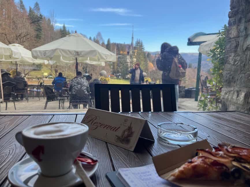 Bucharest Minivan: Pele Castle & Slnic Salt Mine Day Trip - Pele Castle: A Neo-Renaissance Gem