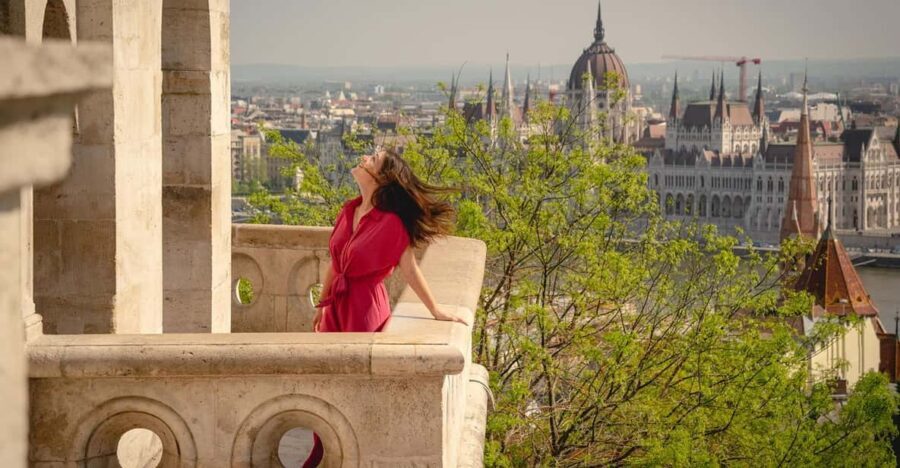 Budapest: Fast Private Photoshoot at Fisherman's Bastion - Practical Tips for Booking