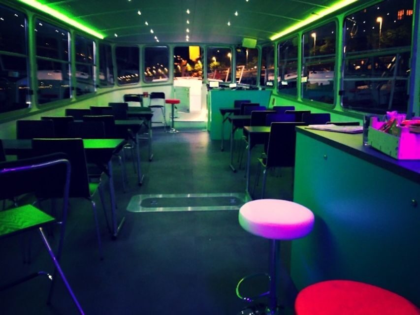 Budapest: Stag Party Boat with Beer and Wine - The Highlights and the Challenges