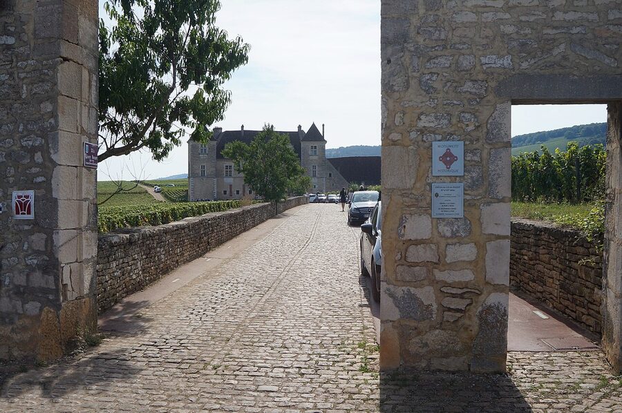 Château du Clos de Vougeot historic Cistercian winery Côte de Nuits