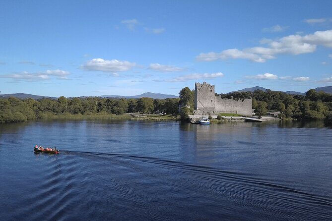 Bus & Boat Tour - Logistics and Practicalities