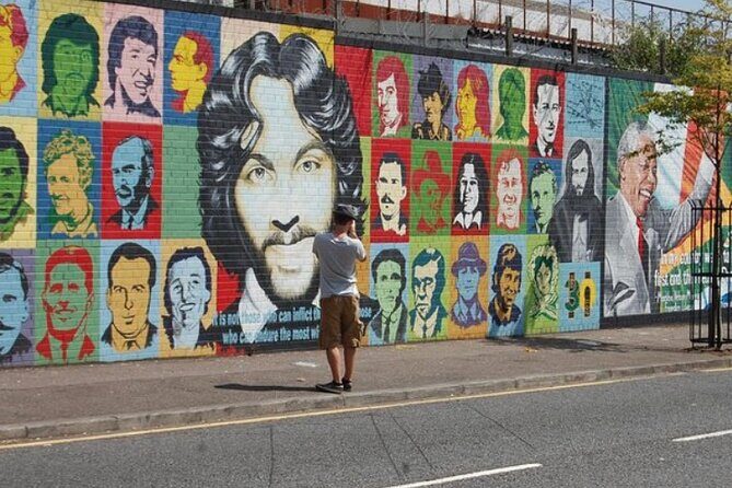 Cab Tours Belfast Famous Black taxi tours 2 hrs The Troubles - Transportation and Logistics