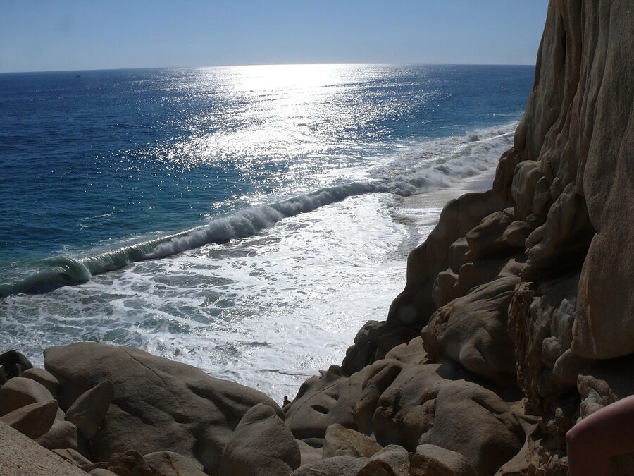 Cabo San Lucas cliffs and Pacific ocean