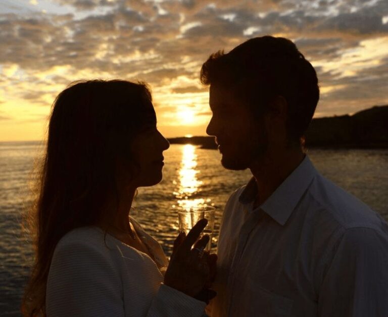 Cabo de Gata Natural Park: Sunset Sailing Tour with Cava - The Experience and Its Features