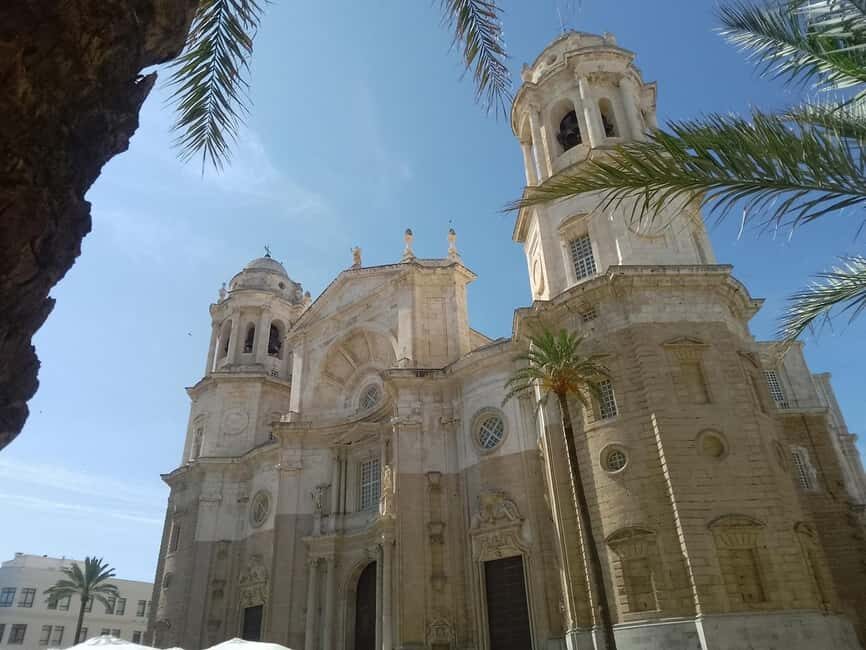 Cádiz: 90-Minute Essentials Walking Tour with Local Guide - Breaking Down the Experience