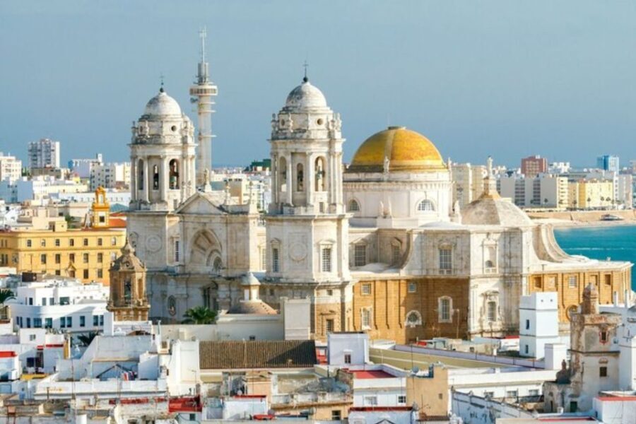 Cadiz: Private custom tour with a local guide - Who Will Love This Tour?